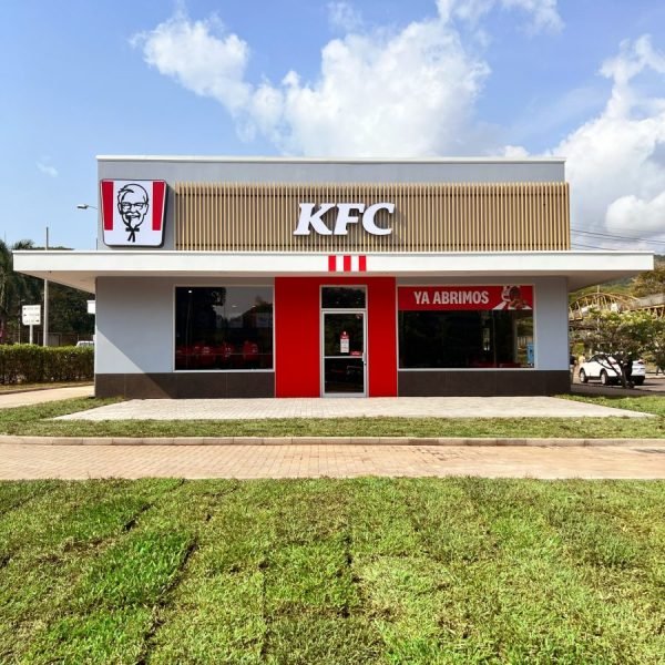 KFC ABRE SUS PUERTAS EN PLAZA HERRADURA CON INVERSIÓN DE 600.000.000 DE ...